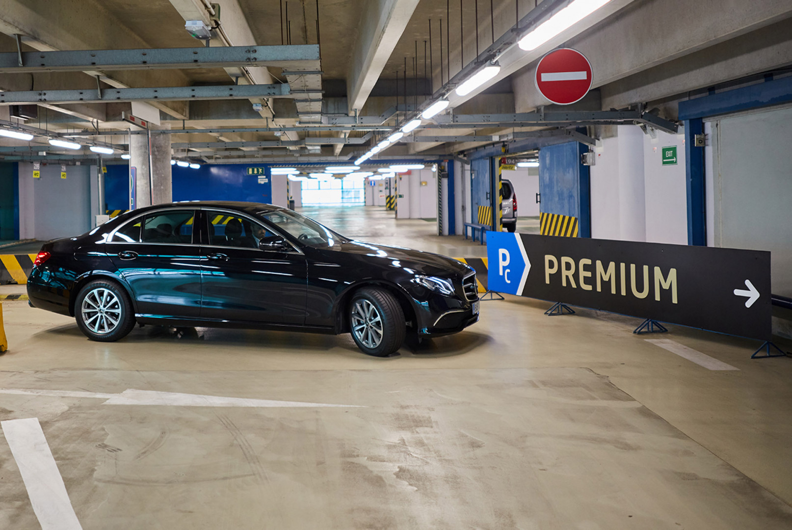 Long-term Parking PC Premium | AeroParking